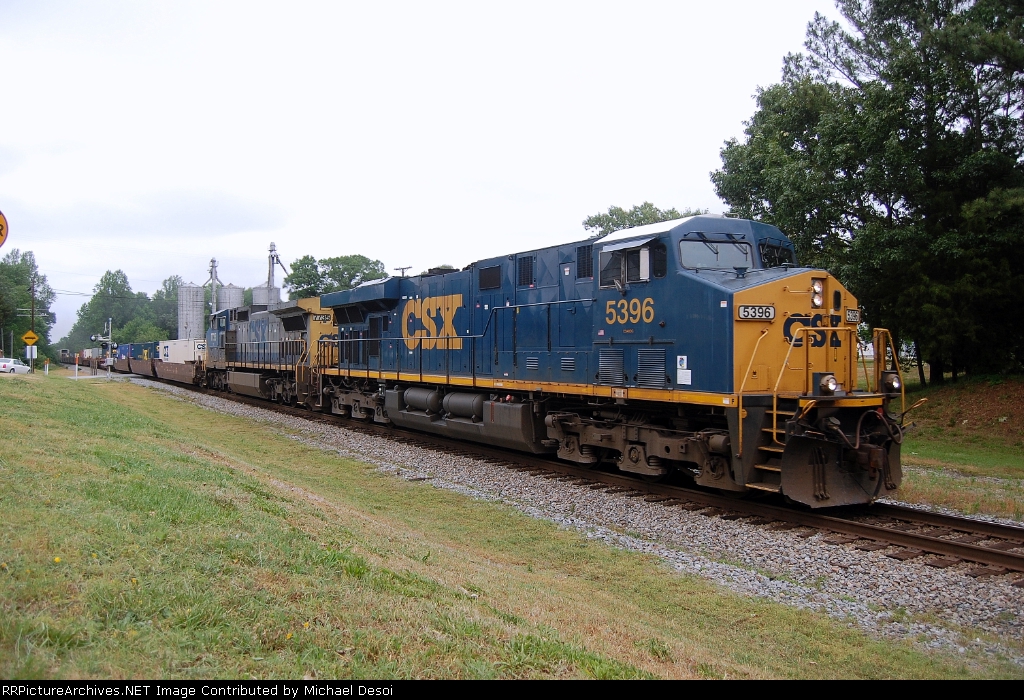 CSX ES-44DC #5396 Leads a southbound past the old mill at Carson, VA